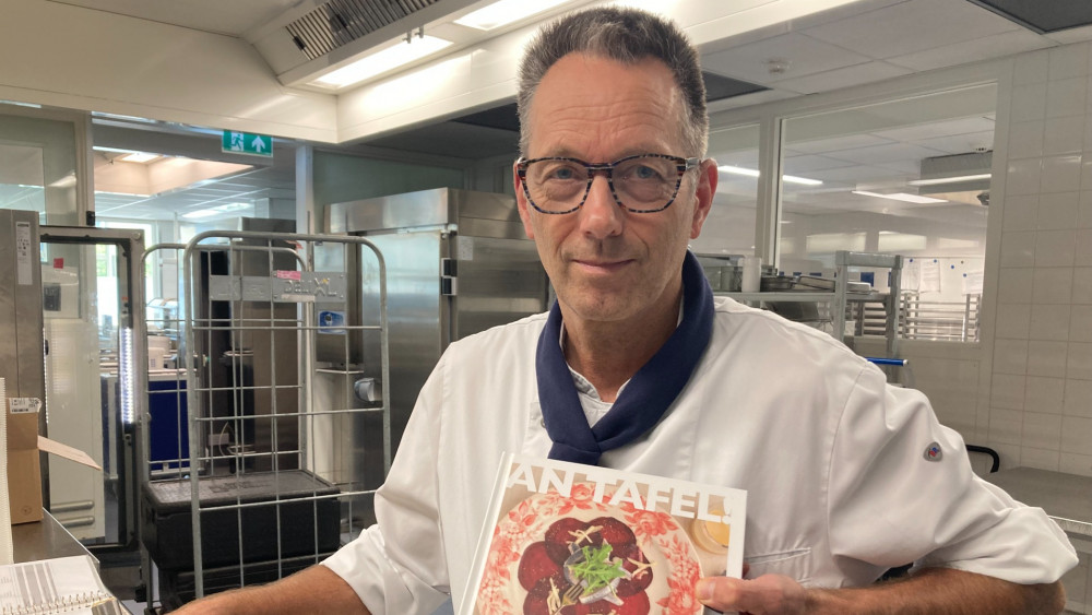 'Eten wat de pot skaft!' Bestaat er zoiets als een typisch West-Friese ...